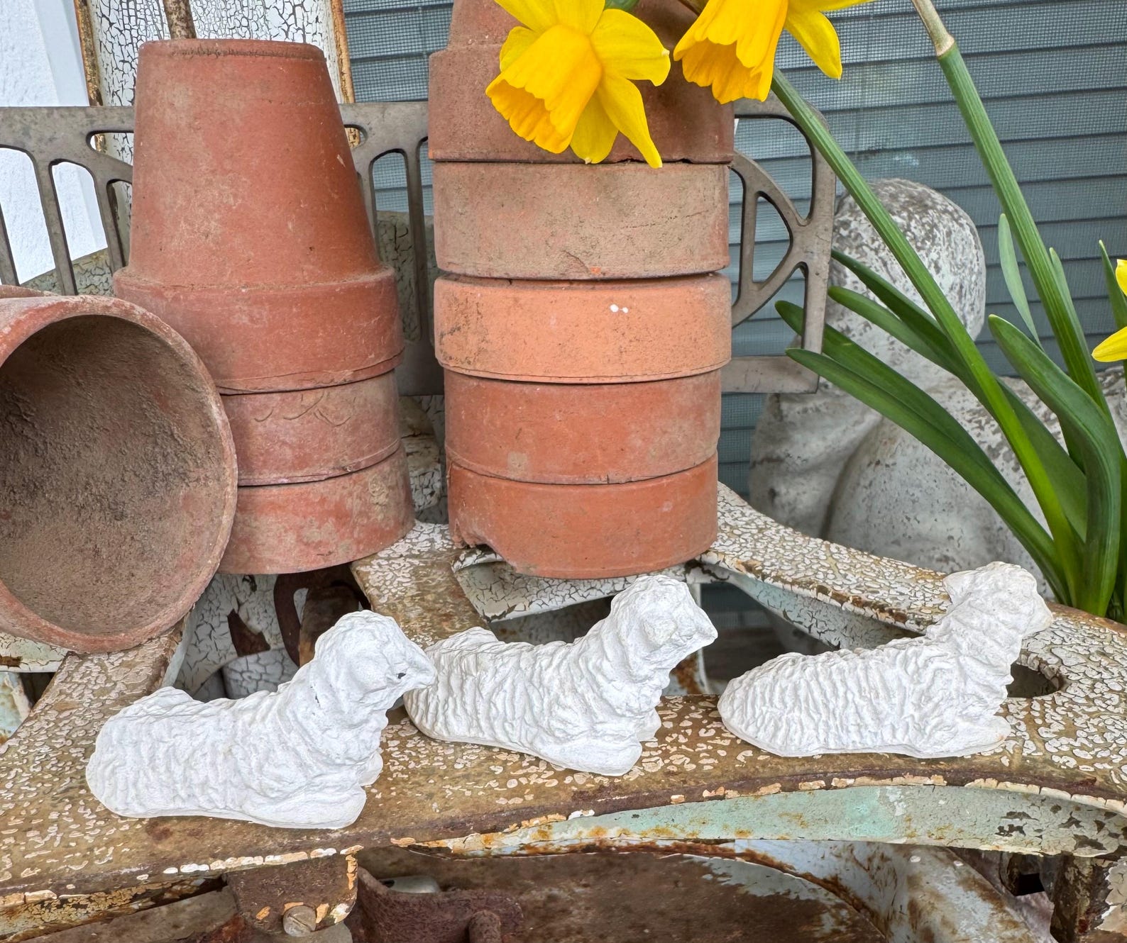 3 , Vintage White Sheep / Sweet Chalkware White 5 and 10 Cent Store ...