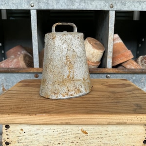 Vintage Cow Bell / Large Gray Bell / Six Inch High Cowbell / Old ...