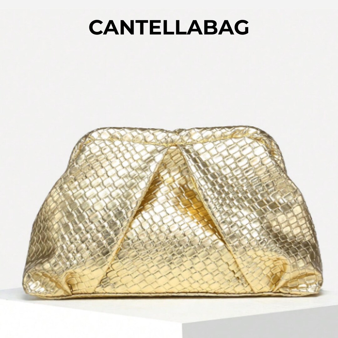 Old Money Style Angola Red Crinkle Cloud Clutch – Vintage Crackle ...