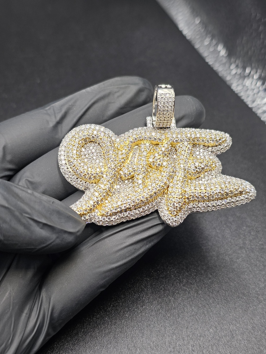 Custom 3D Dripping Letter Pendant | Iced Out Name Pendant | Gold ...