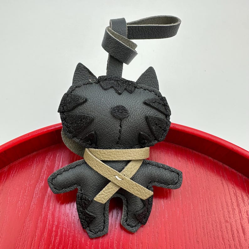 Handmade Goat Leather Cat Charm, Ragdoll Keychain, Animal Car ...