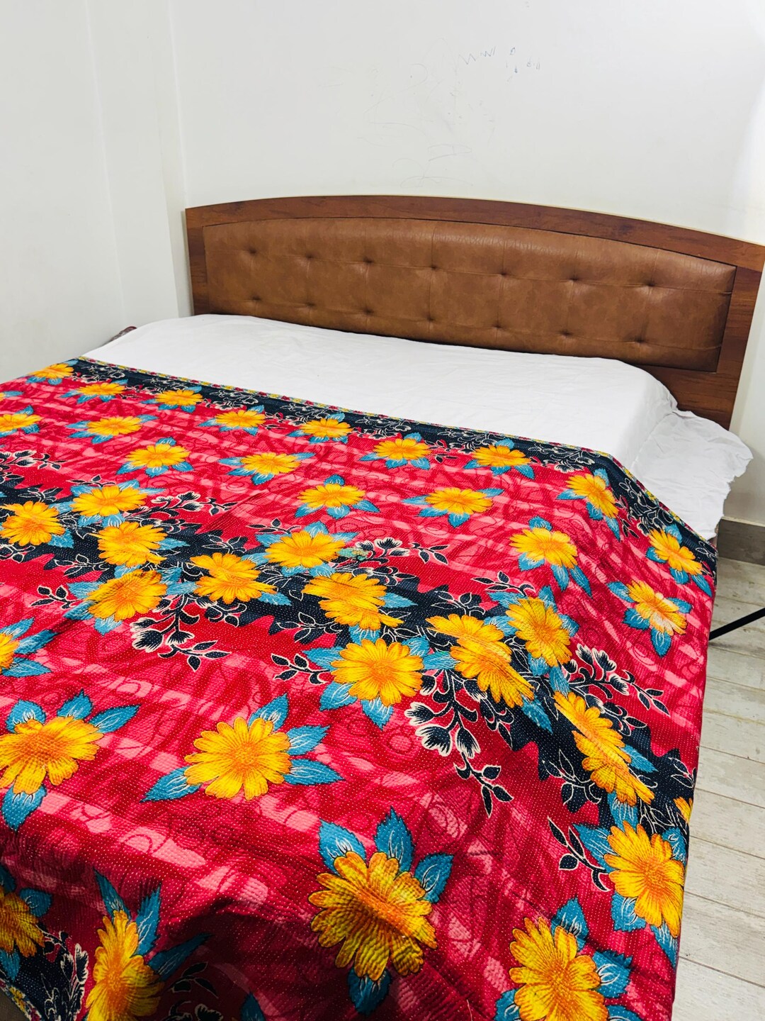 Red Floral Kantha Quilt | Bohemian Cotton Bedspread, Spring Decor - Etsy