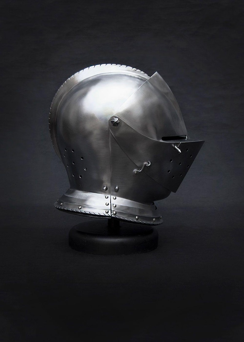 Medieval Close Helmet – Handmade 16th Century Knight Armor Replica ...