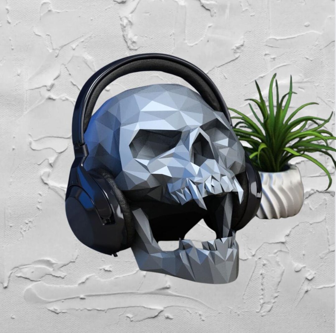 Low Poly Screaming Skull Headphone Stand - 3D Skull Sculpture, Gothic ...