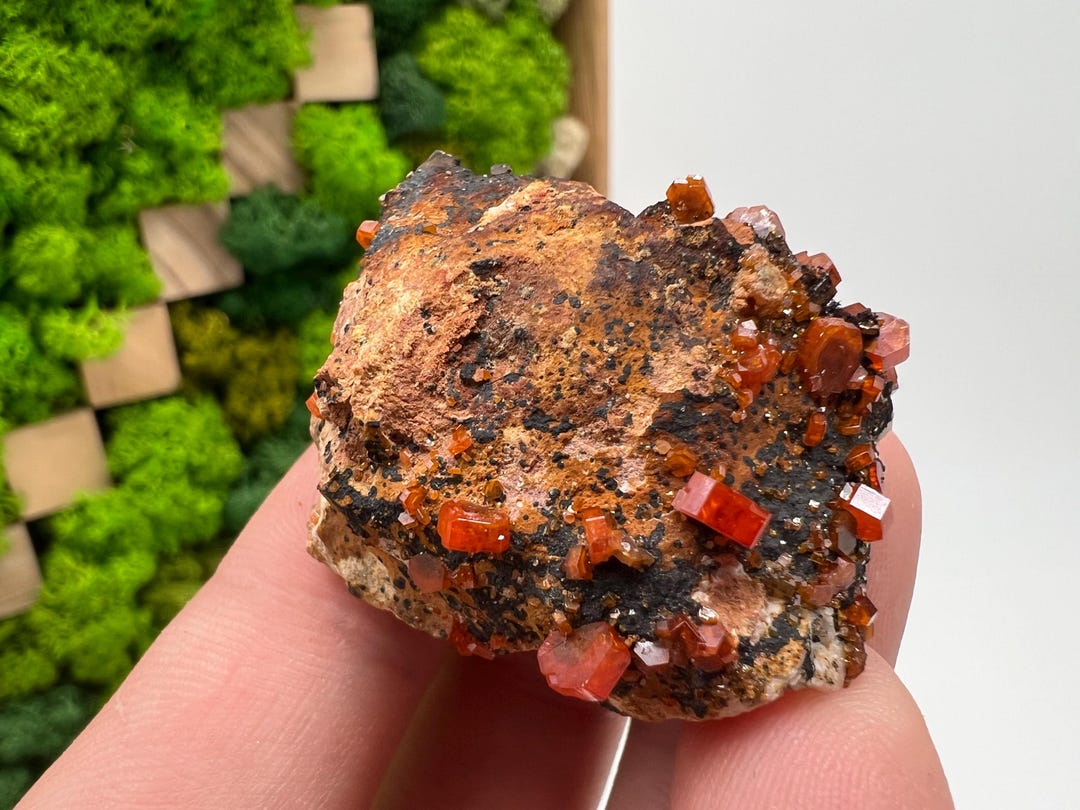 Red Vanadinite on Barite From Morocco,crystal, Mineral,specimen,cluster ...