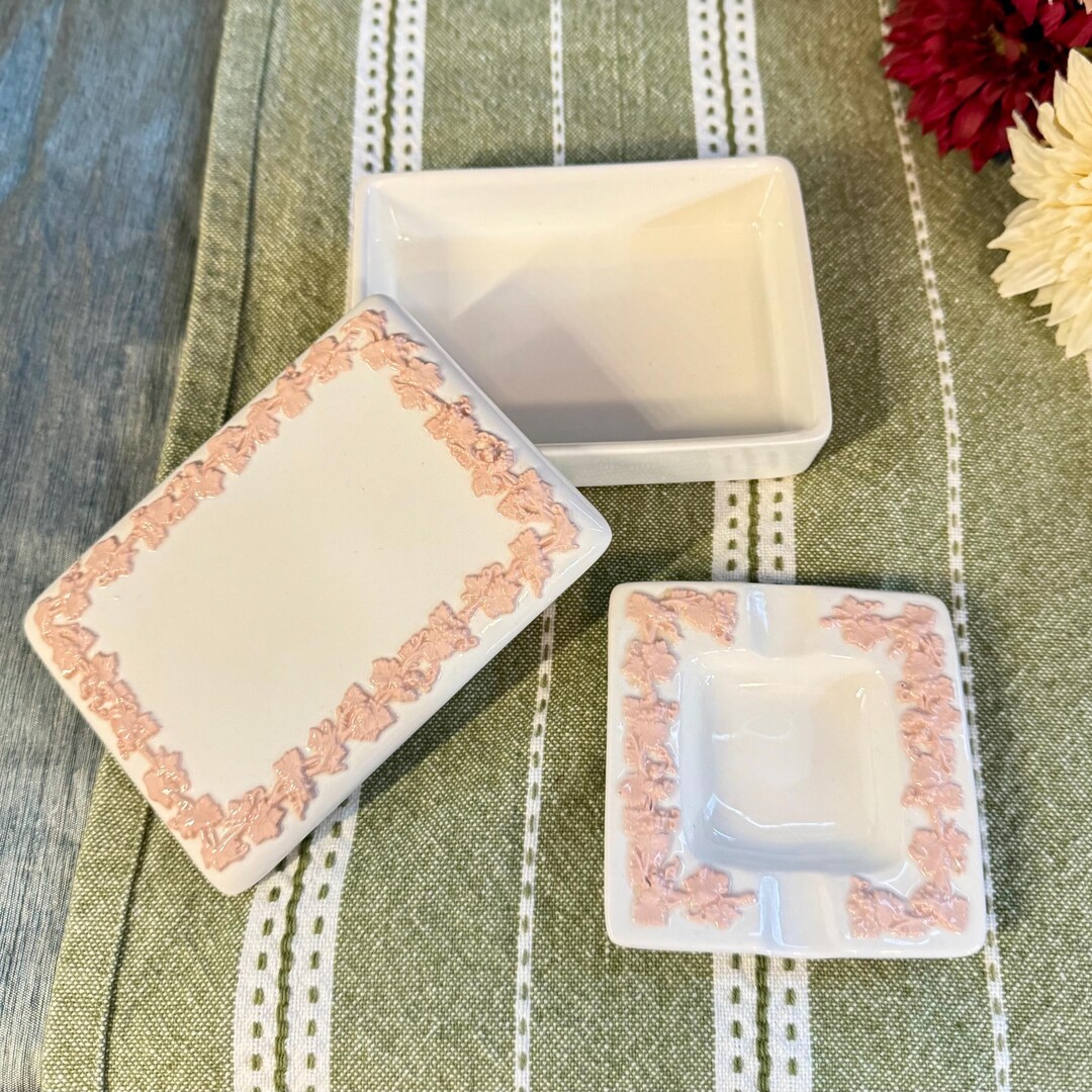 Femme Diva Wedgewood Cigarette Box and Ashtray for Girly Smokers - Etsy