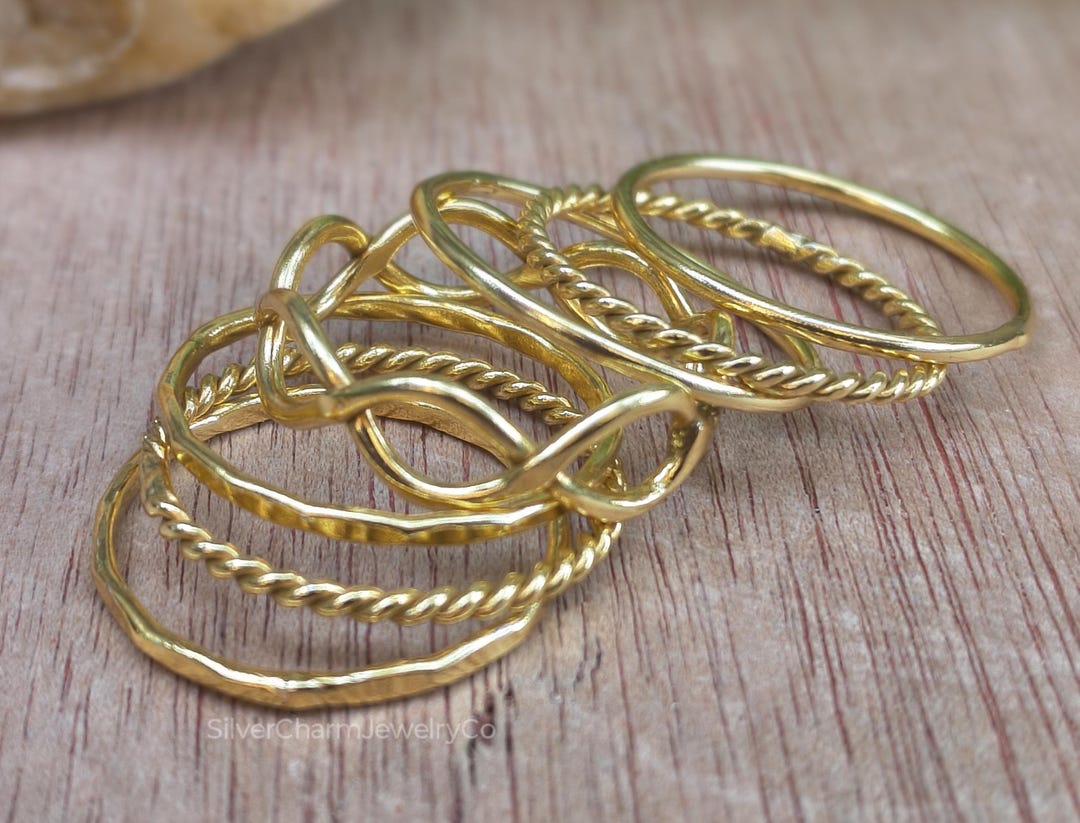 Gold Filled Stacking Ring: Thin Hammered Twist, Minimalist Midi - Etsy