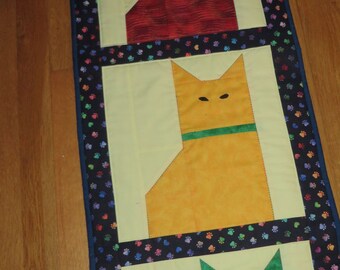 Cat table runner | Etsy