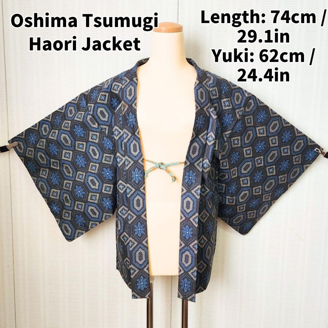 Oshima Tsumugi Haori Jacket – Blue Hexagonal Pattern – Silk – With ...