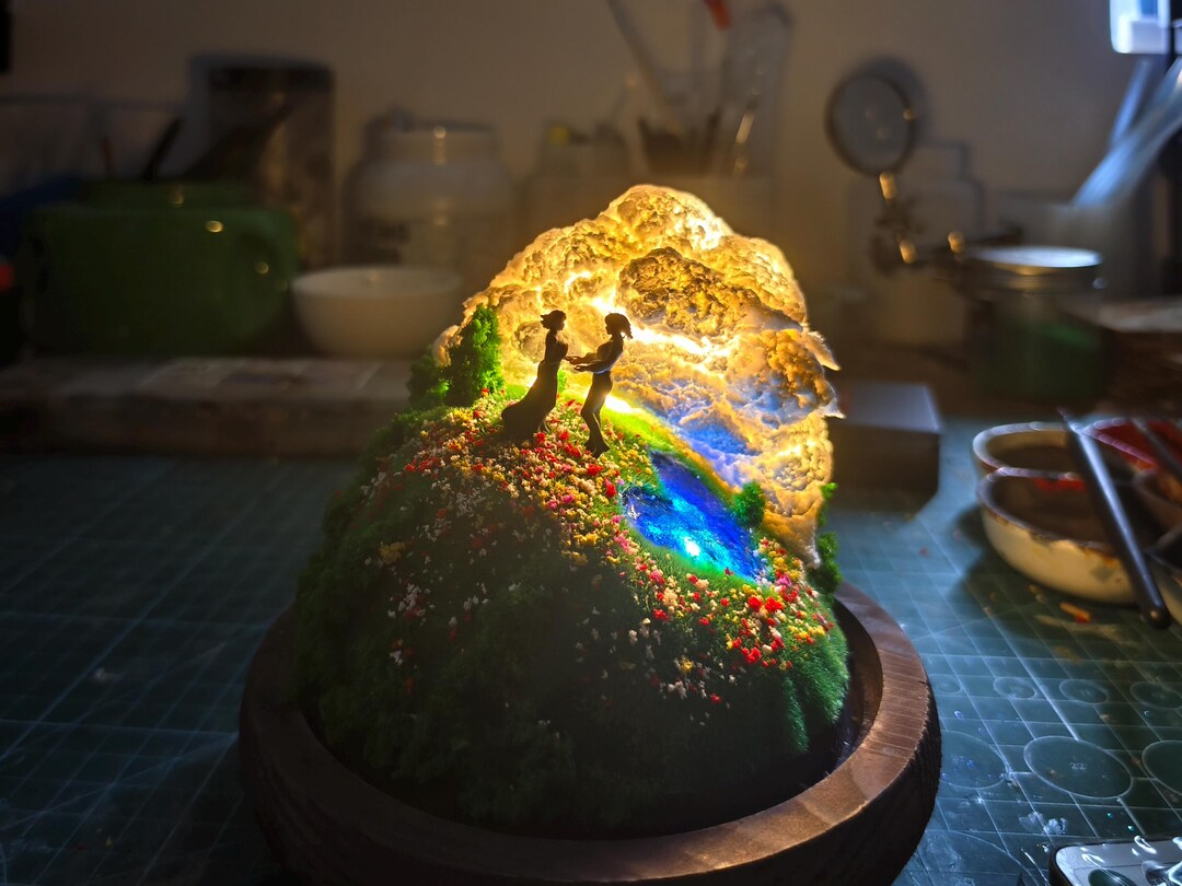 Romantic Lighting | Howl's Moving Castle Diorama: Glowing Cloud, Ghibli ...