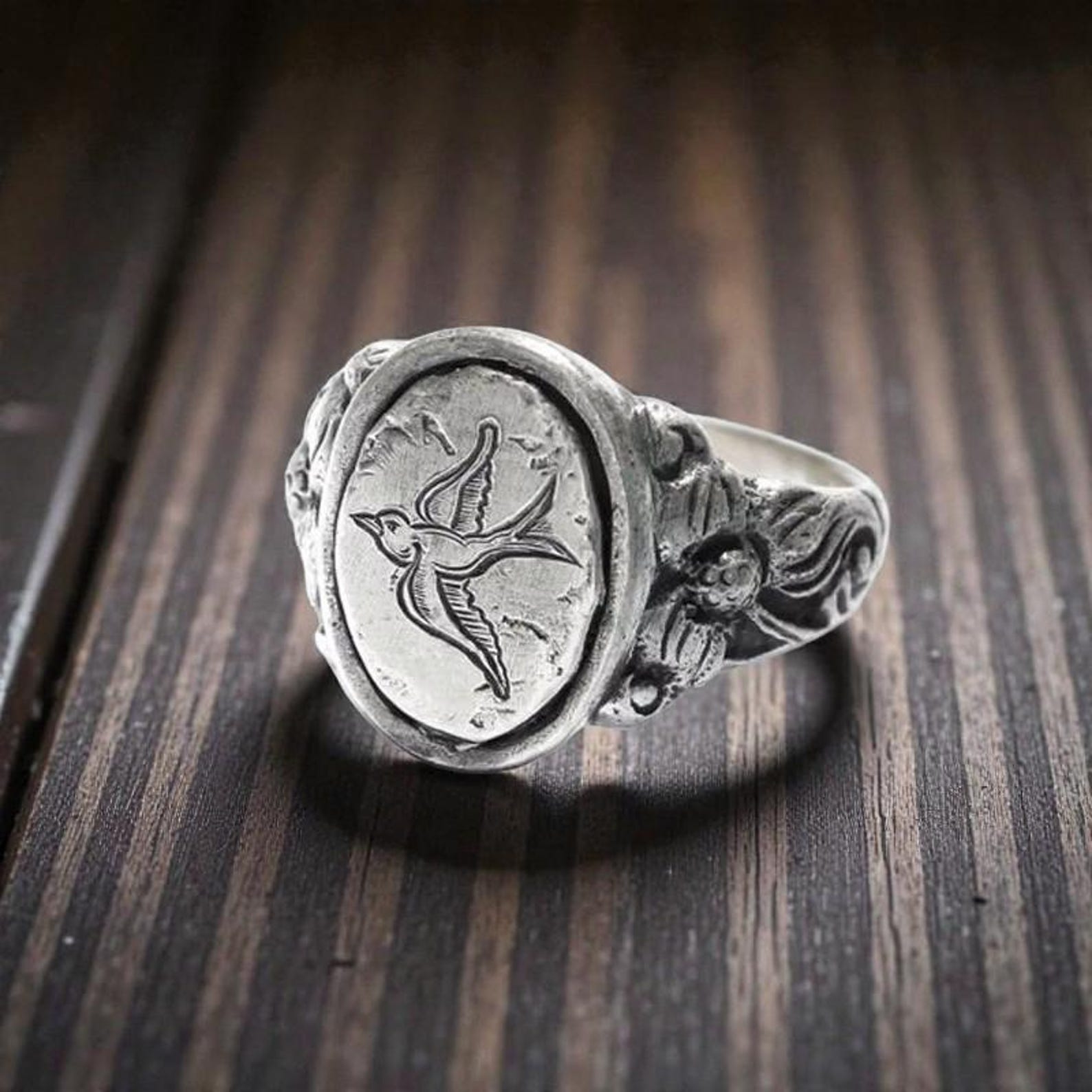 925 Sterling Silver Oval Bird Ring – Vintage Inspired Statement Ring ...