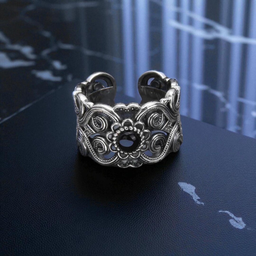 Vintage Gothic Silver Flower Ring: Adjustable Baroque Floral Band - Etsy