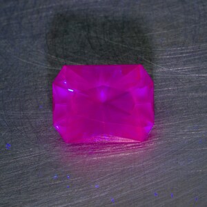 Blue UV Reactive Nanosital With Purple Fluorescence Loose Man Made ...