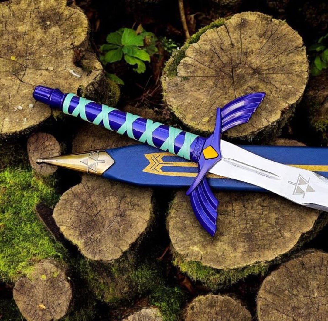 Handmade Zelda Sword With Shield & Scabbard: Fantasy Cosplay Prop - Etsy