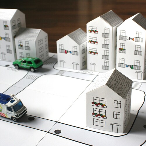 Paper Toy ''city'' Printable Paper Doll - Etsy