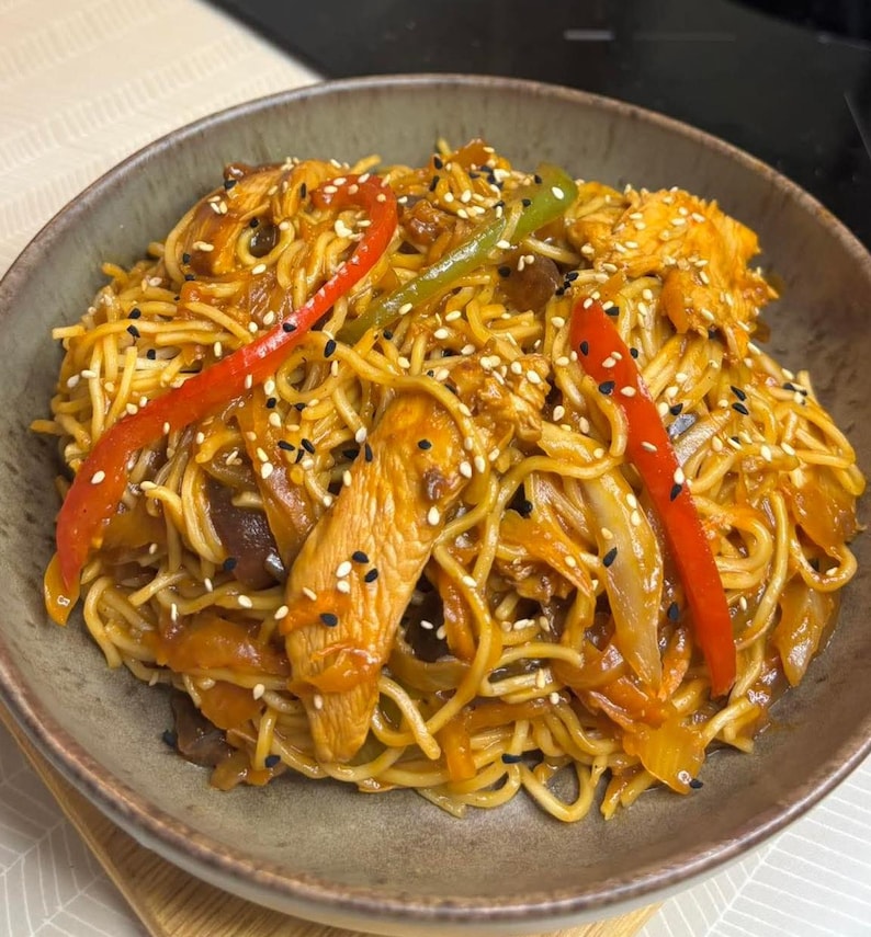 Easy Chicken & Vegetable Noodles Recipe PDF Quick Asian Stir Fry ...