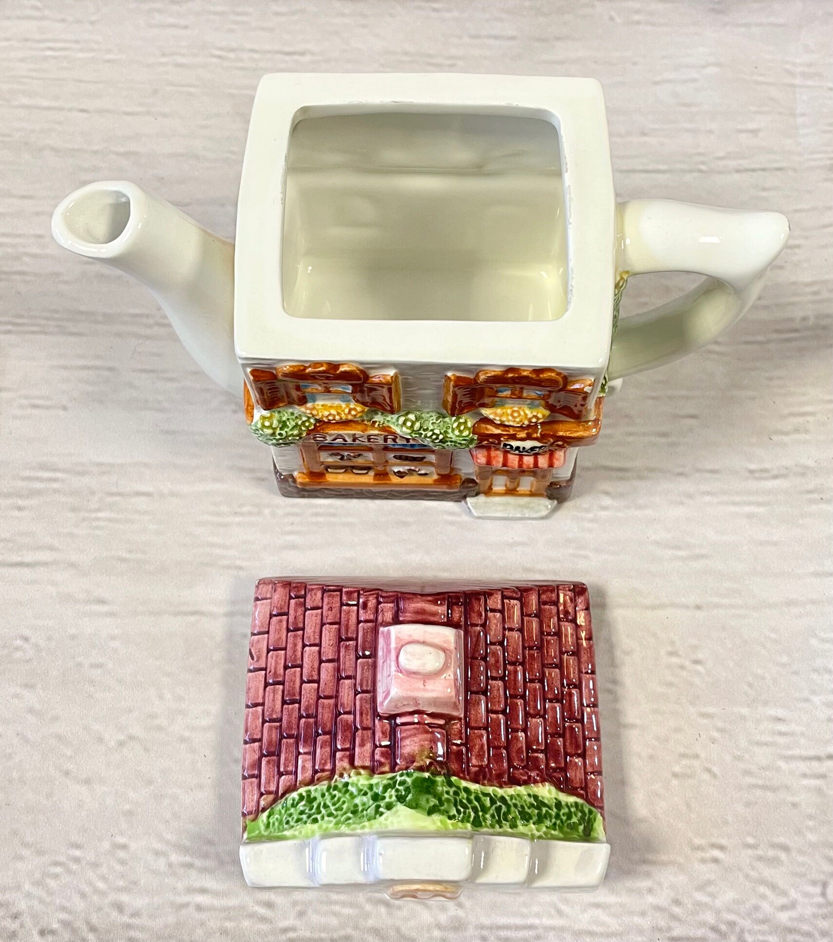 Vintage Teapot Vintage Kitsch Small Bakery Novelty Teapot, Retro Teapot ...