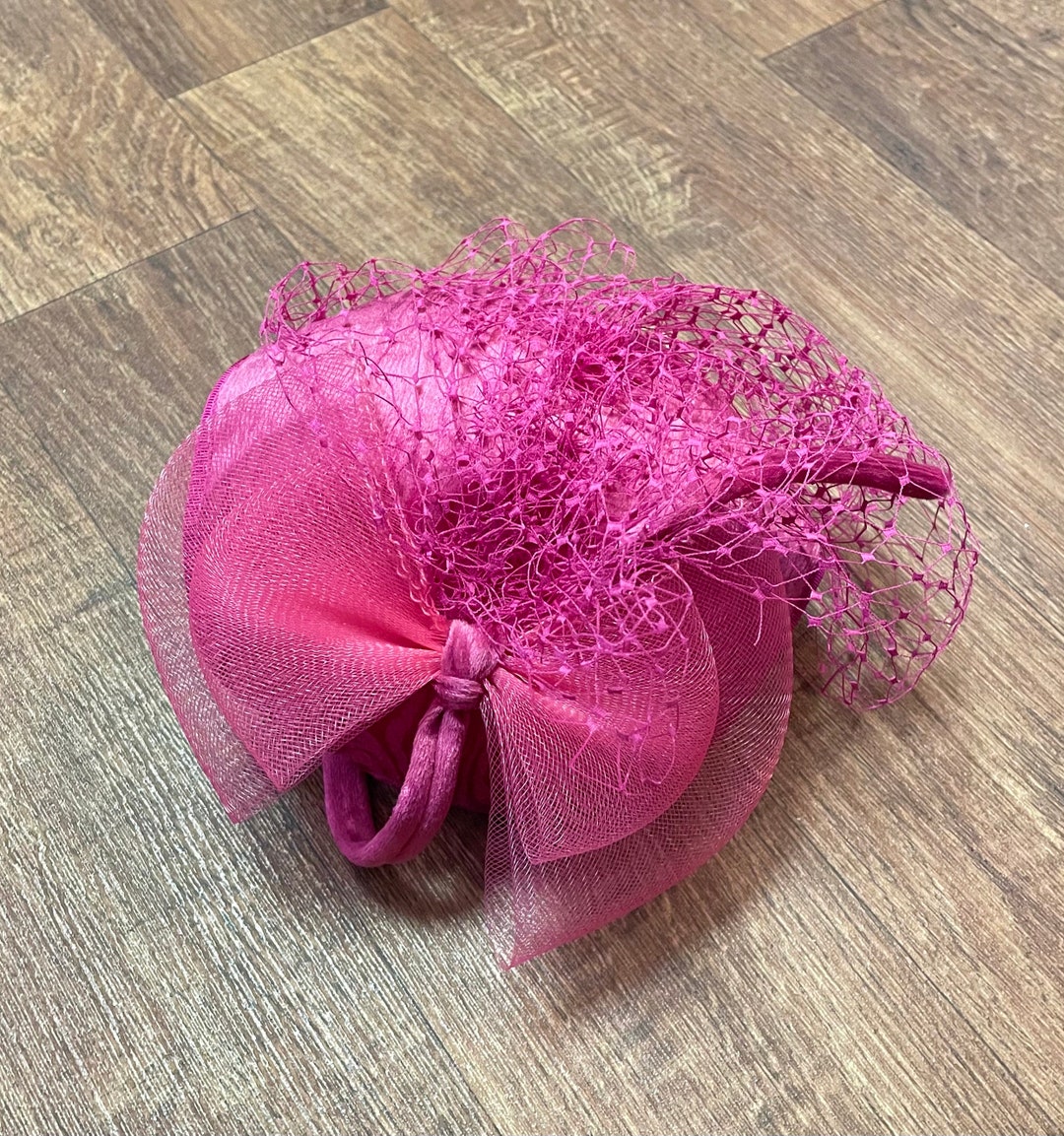 Vintage Pink Wedding Fascinator | 60s Bow & Veil Hat | Special Occasion ...