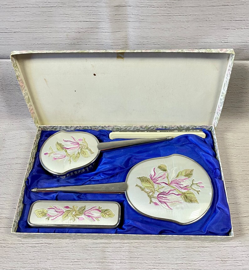 Vintage Vanity Set 1950s/60s Vintage 4pc Dressing Table Set in Original ...