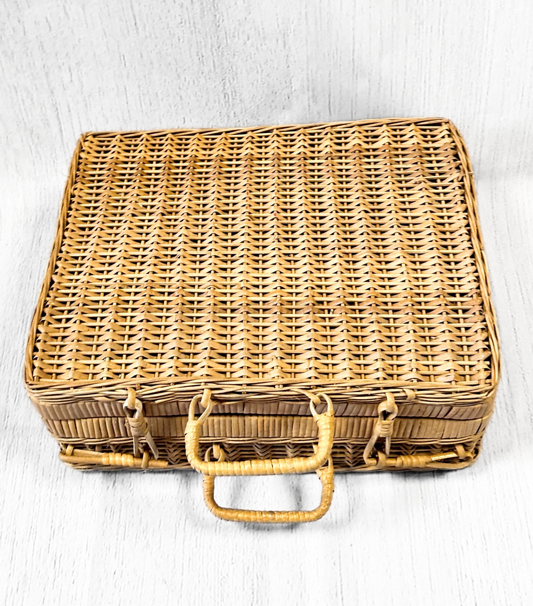 Vintage Picnic Hamper 1960s Vintage Wicker Picnic Basket Mixed Contents ...
