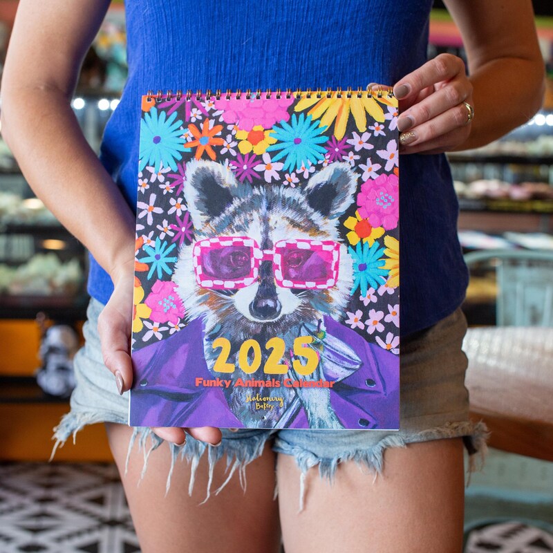 Fancy Calendar 2025 - Etsy