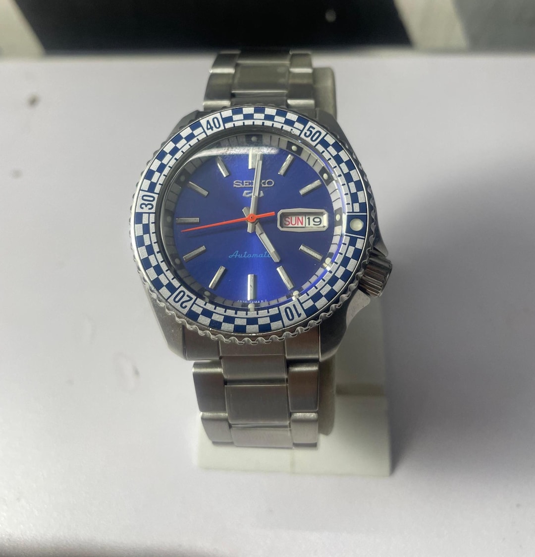 Seiko 5 Automatic Blue Dial Watch With Checkered Bezel – Retro Racing ...
