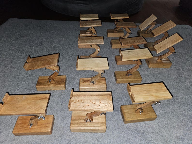 Handmade Reclaimed Oak Phone Stand: Rustic Desk Organizer - Etsy