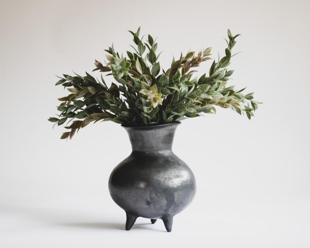 Vintage Barro Negro Vase From Oaxaca Mexico, Small Matte Black Vase ...