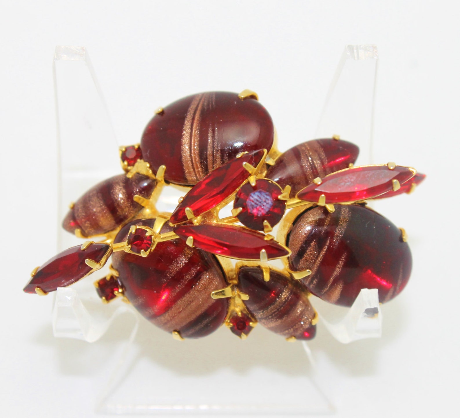 Vintage Red and Gold Art Glass Brooch - Etsy