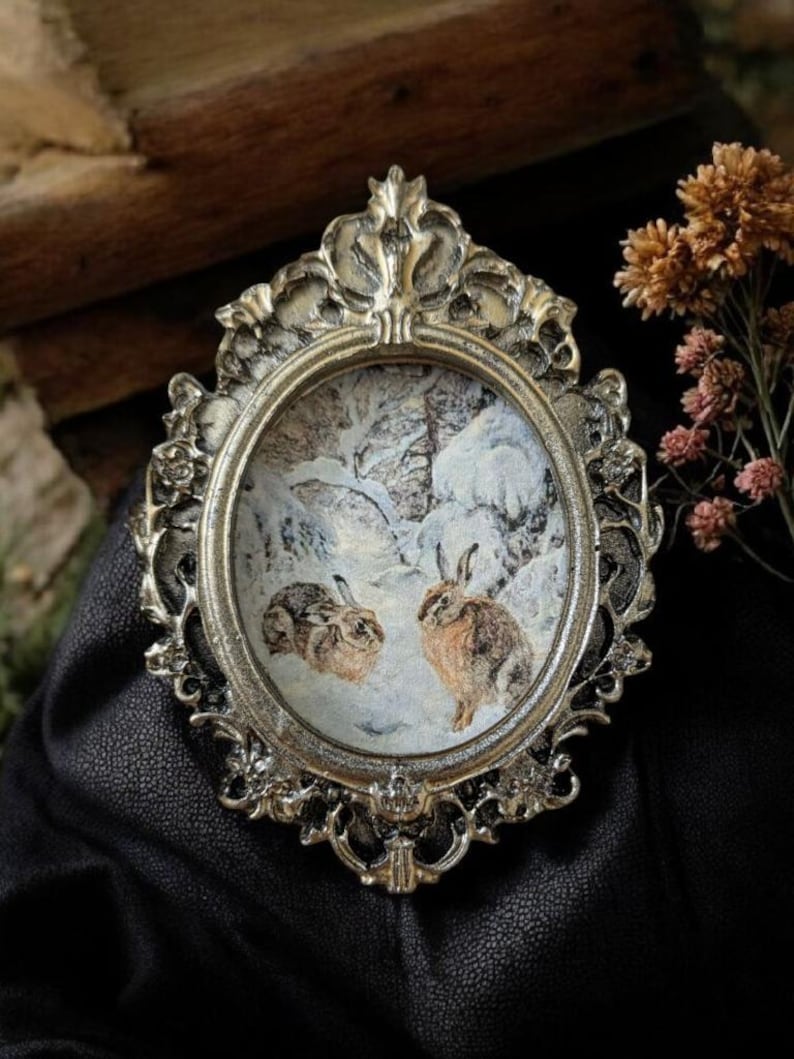 Set of Mini Vintage Winter Frames, Christmas Decorations & Hanging ...