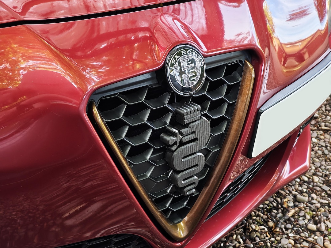 Carbon Snake Logo Scudetto Grille Emblem for Alfa Romeo Giulietta (2010 ...