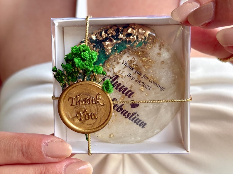Personalized Green Epoxy Wedding Magnet Favor - Etsy