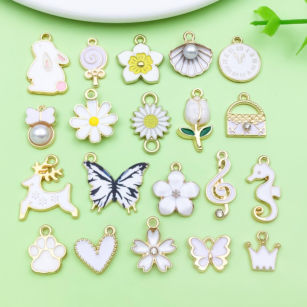 20pcs Assorted White Enamel Charm, Enamel Pendants for Necklace ...