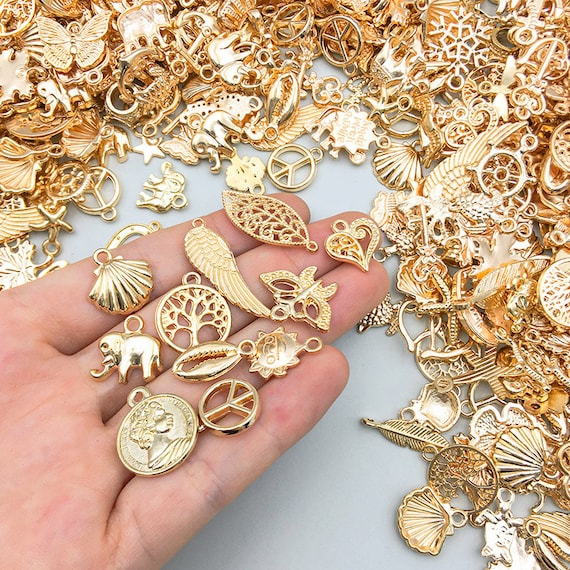 Fashion charms wholesale store