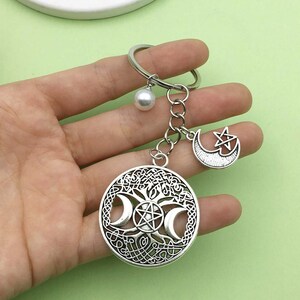 1 Pc Moon Pentagram Flower Pattern Silvery Round Dangle Keychain ...