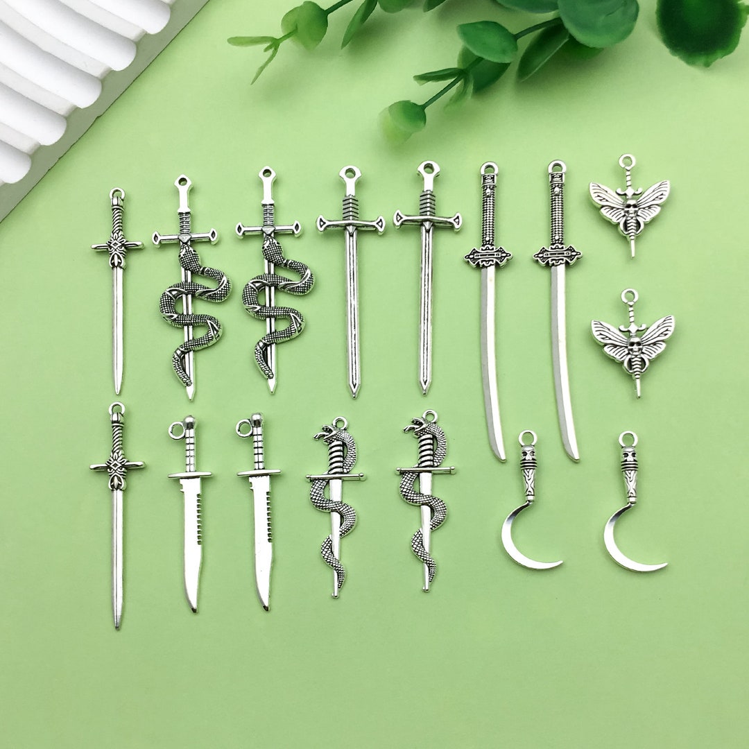 10/16pcs Bulk Antique Silver Snake Sword Halloween Moth Charms Pendant ...