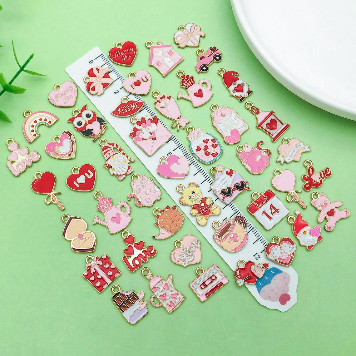 60pcs Valentine's Day Charm Enamel Jewelry Making Charm Pink Pendants ...