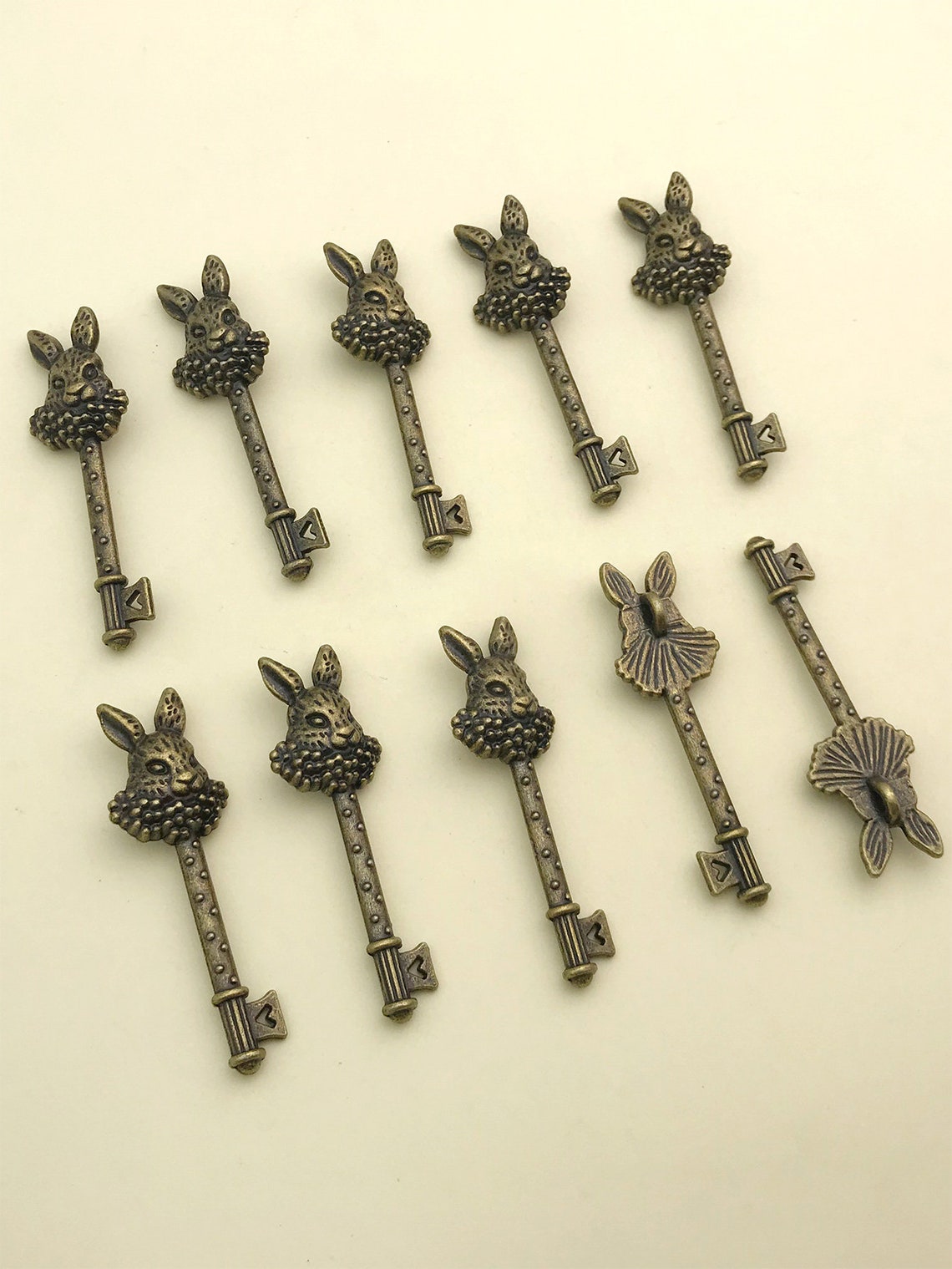 10pcs 16x51mm Antique Bronze Alice Rabbit Bunny Key Charm Pendant C8333 ...