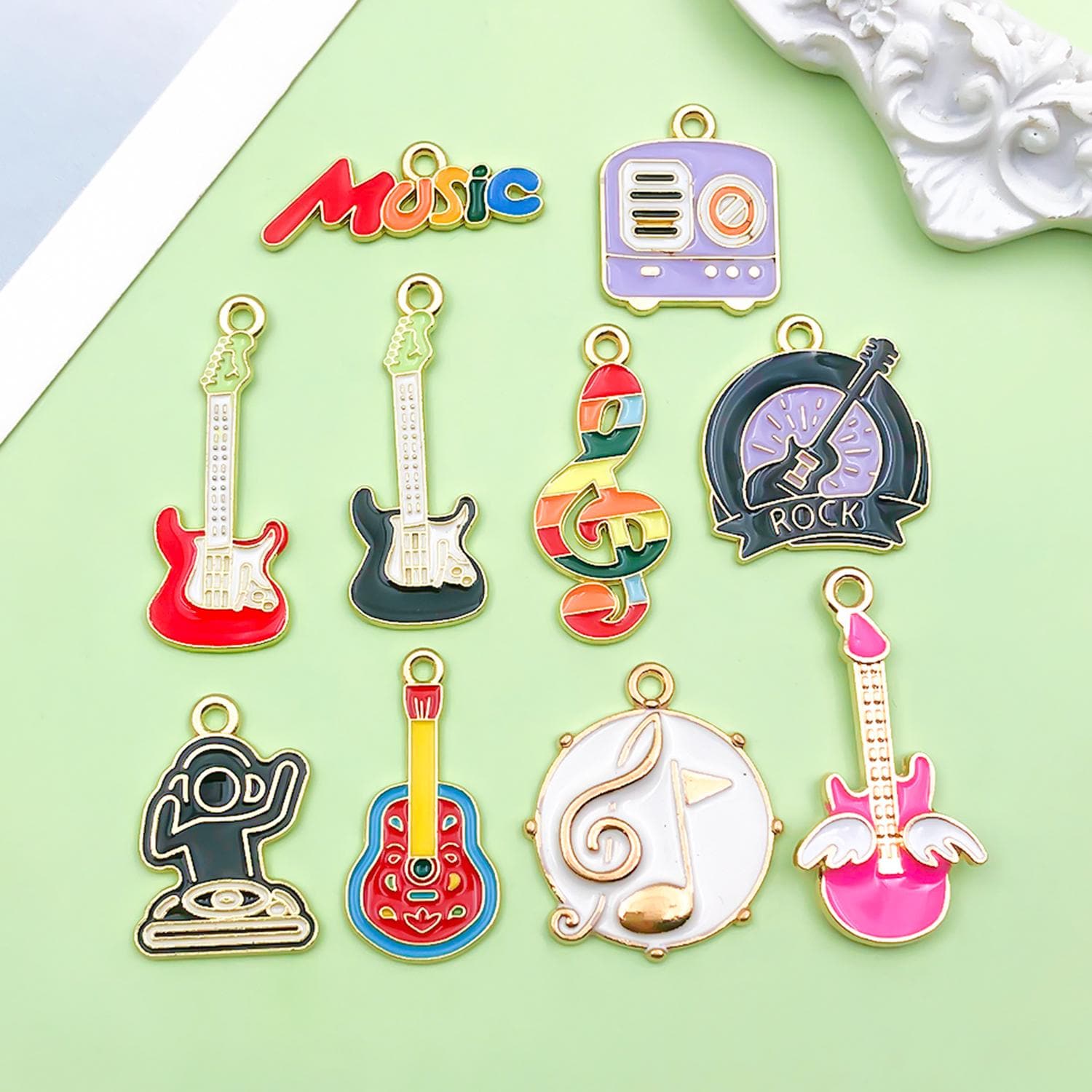 10pcs Enamel Music Theme Note Guitar & Records Music Notes Charms ...
