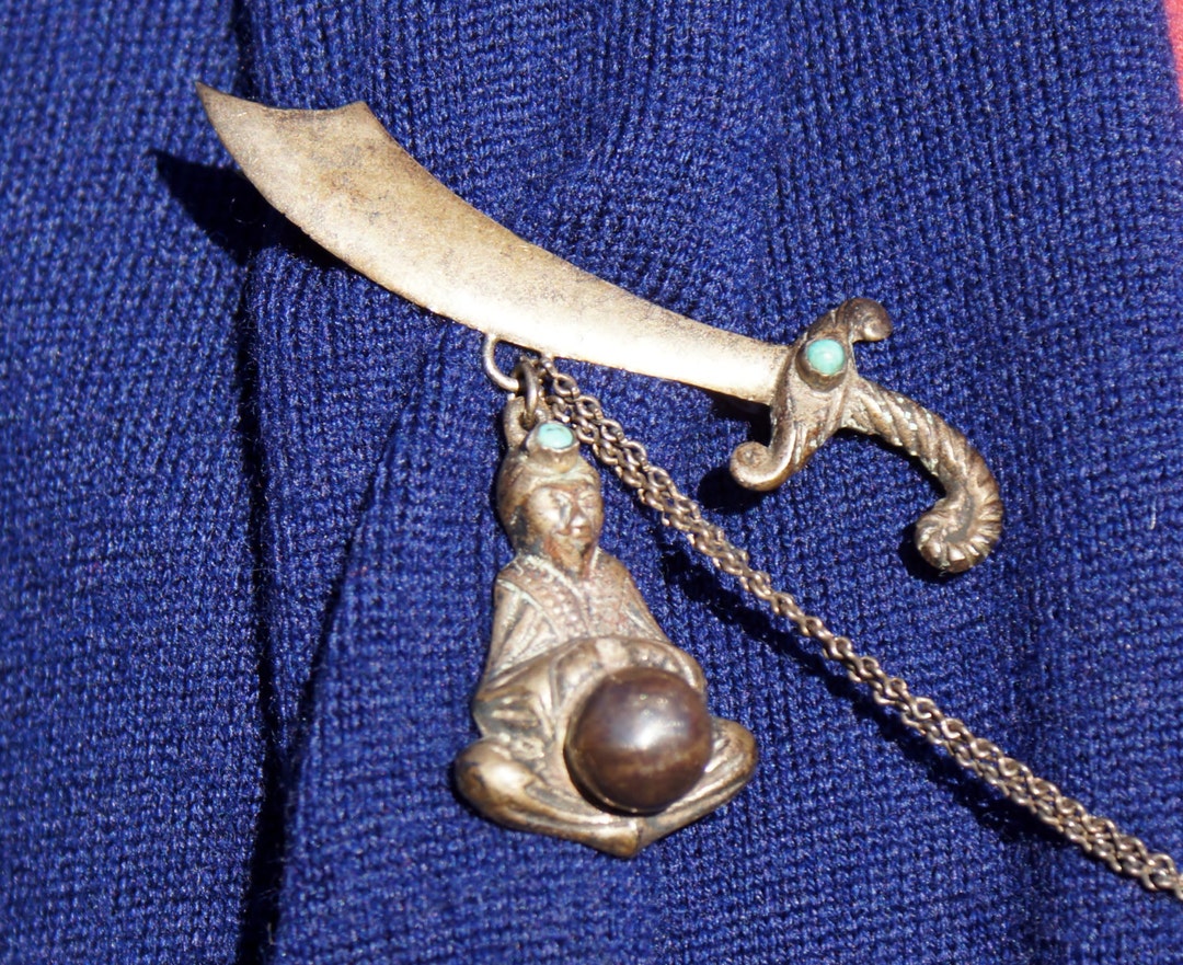 Early Masonic Nile Cape Sweater Clip Taxco - Etsy