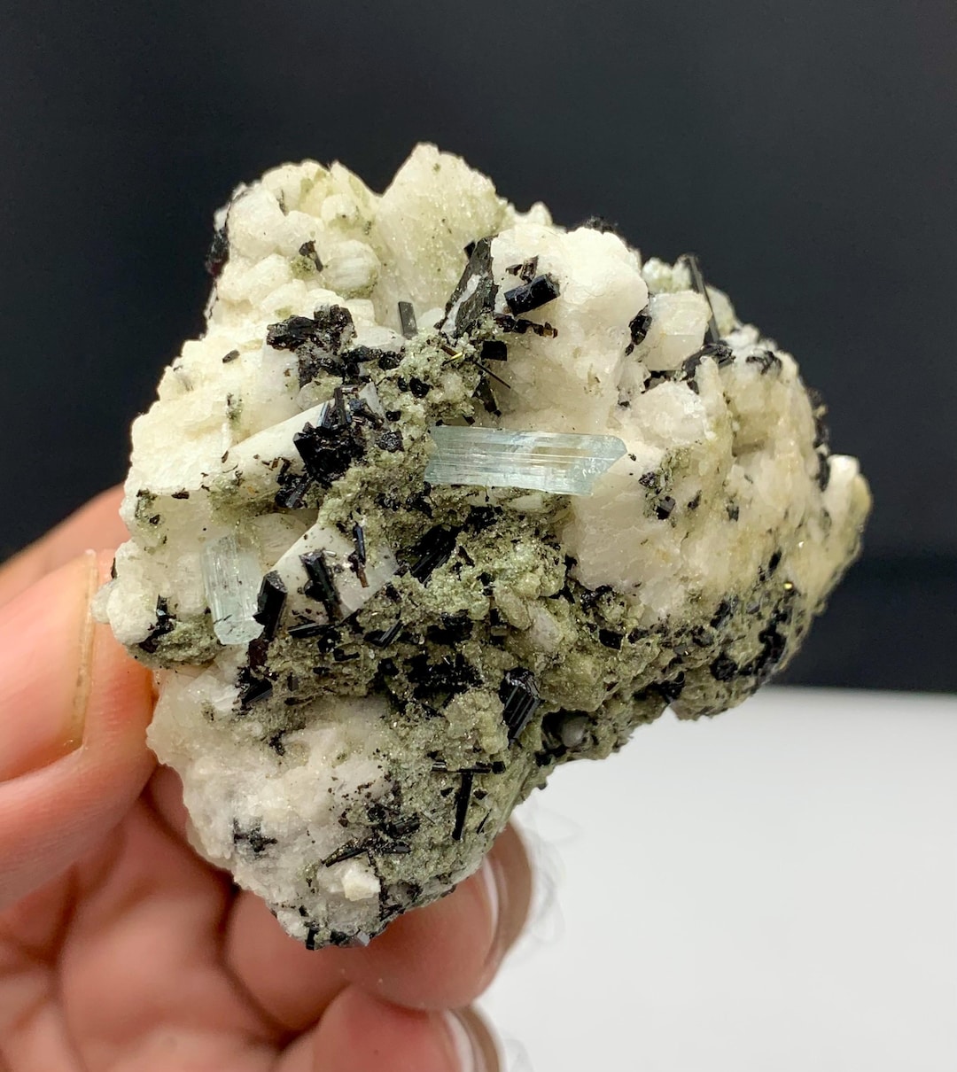 Aquamarine/schrol on Albite Matrix, Aesthetic Aquamarine Crystal With ...