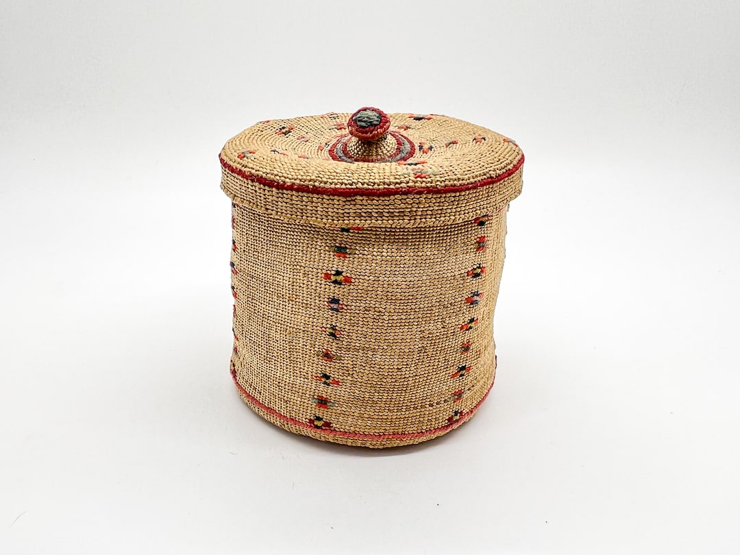 Rare Aleut Finely Woven Grass Small Lidded Basket, Aleutian Islands ...