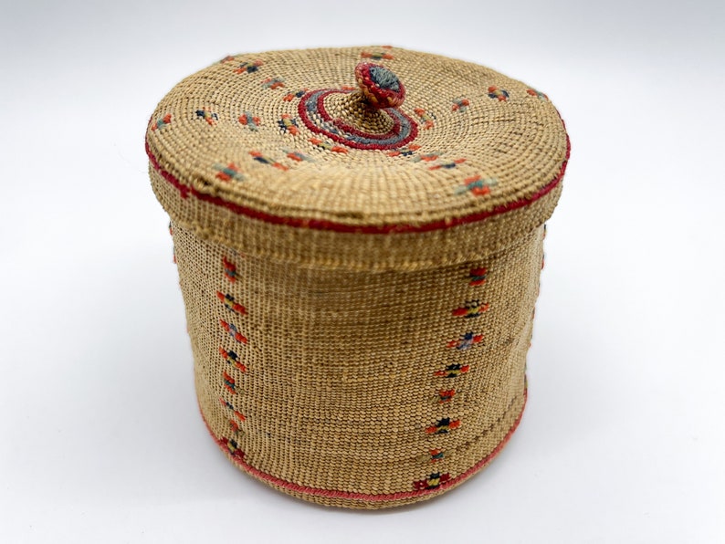 Rare Aleut Finely Woven Grass Small Lidded Basket, Aleutian Islands ...