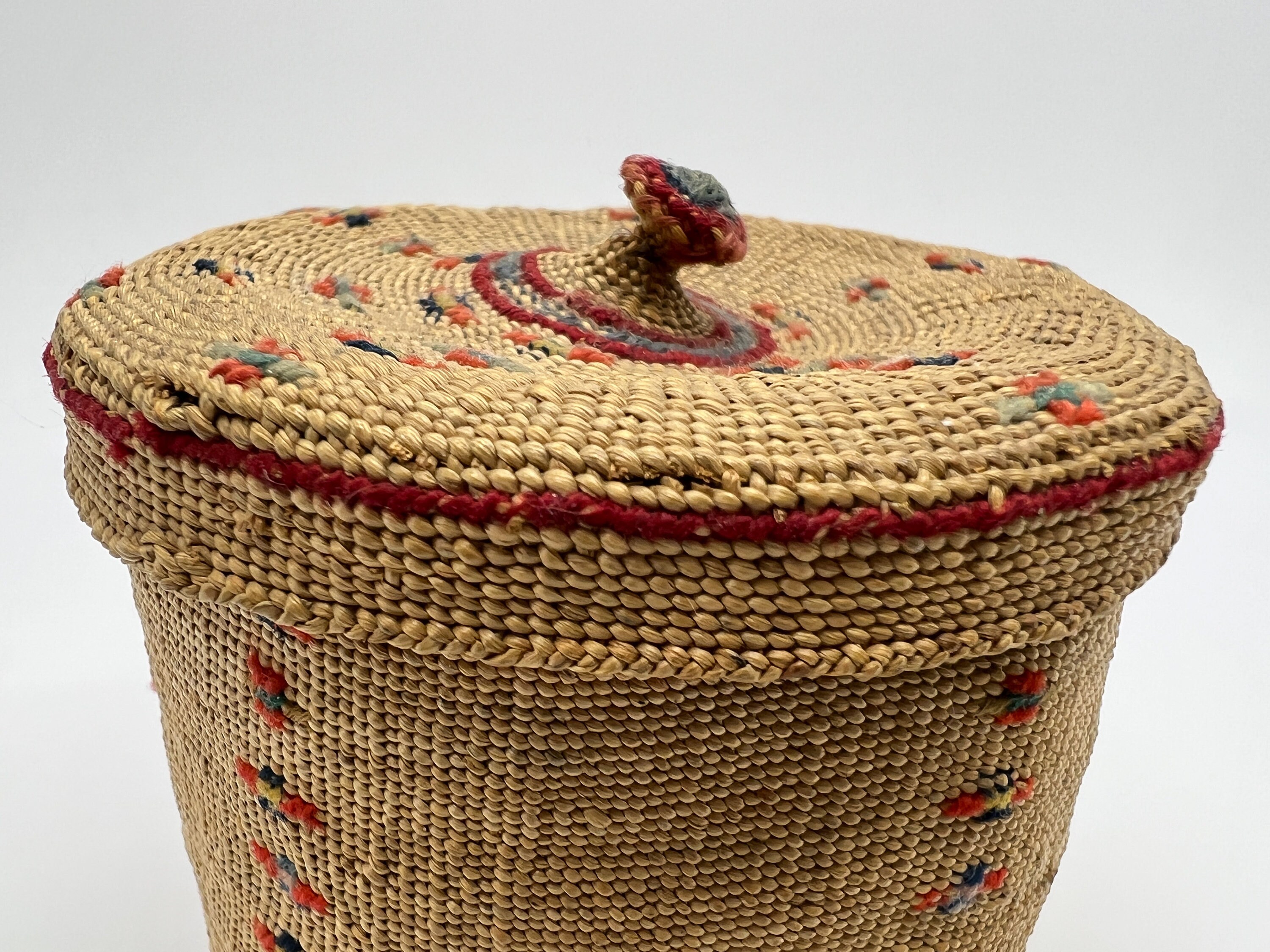 Rare Aleut Finely Woven Grass Small Lidded Basket, Aleutian Islands ...