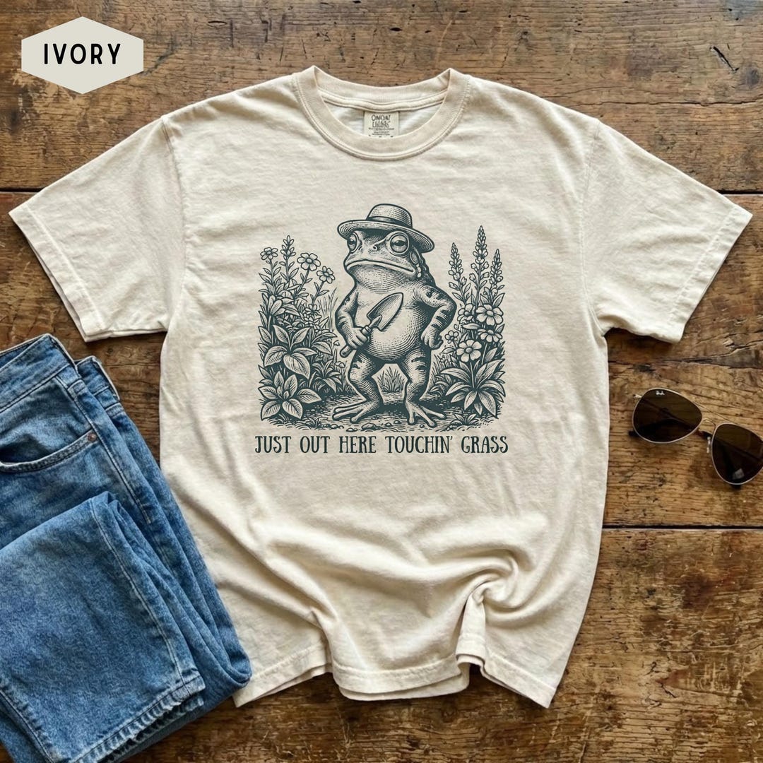 Touchin Grass Frog T Shirt, Vintage Botanical Frog Graphic Tee, Funny ...