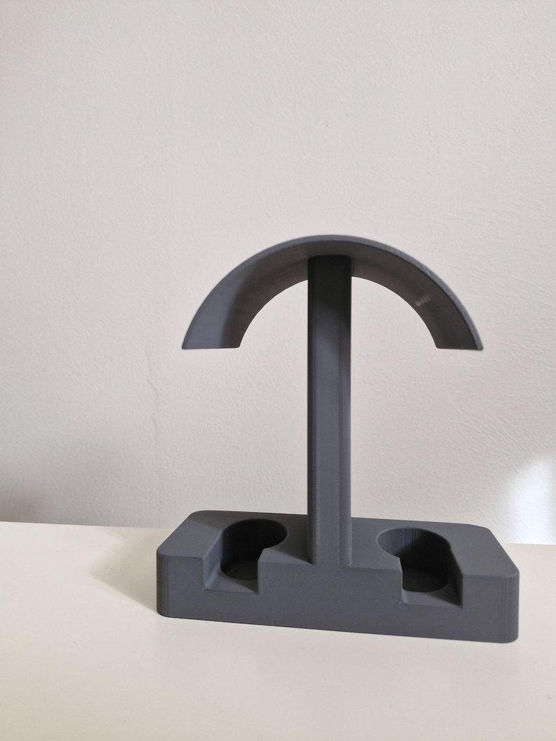 3D Printable VR Headset Stand: Meta Quest 2 & 3 Controller Organizer ...
