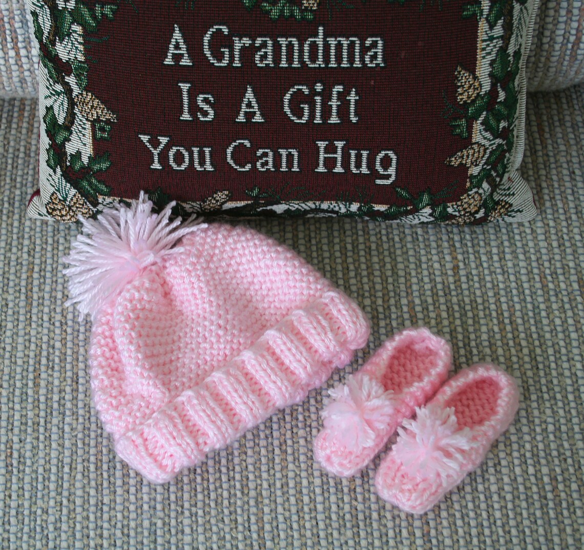 Baby Soft Newbie Booties and Cap Pattern - Etsy