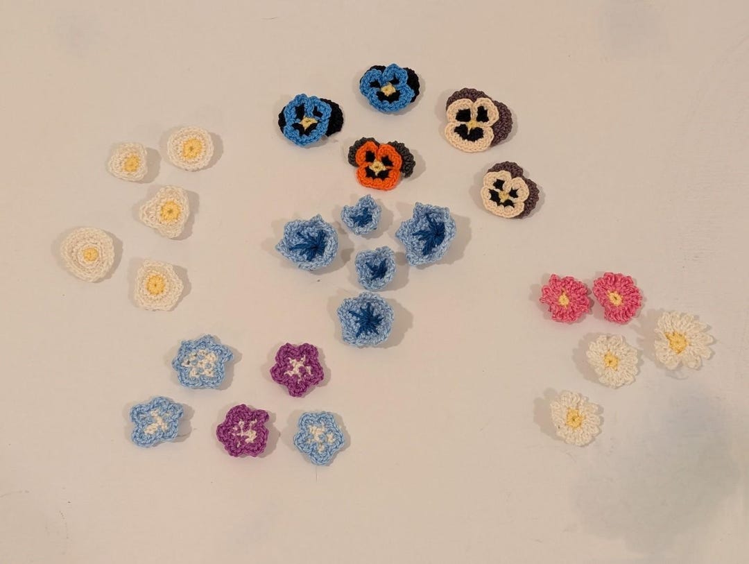 Crochet Flower Magnets • Daisy • Pansy • Star • Balloon • Fried Egg - Etsy