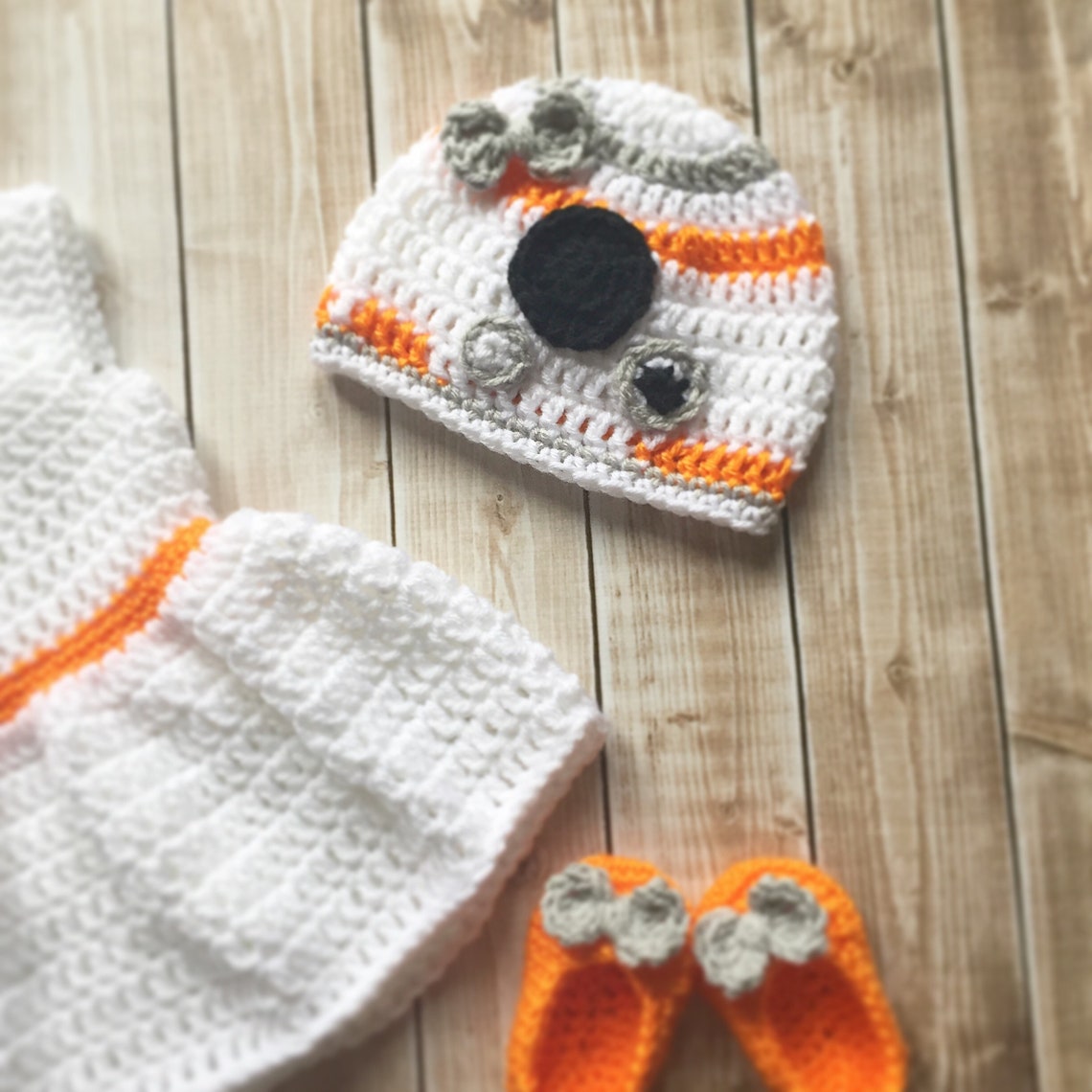 BB8 Inspired Baby Girl Costume/ Crochet BB8 hat/Star Wars | Etsy