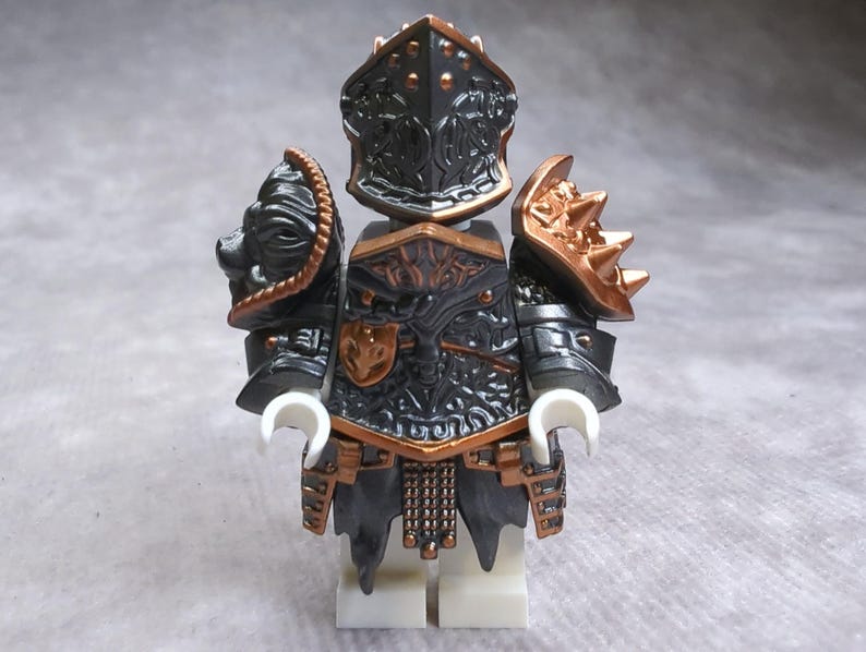 Custom Holden Cross Minifigure Armor Set, DND Miniatures, Gryphon for ...